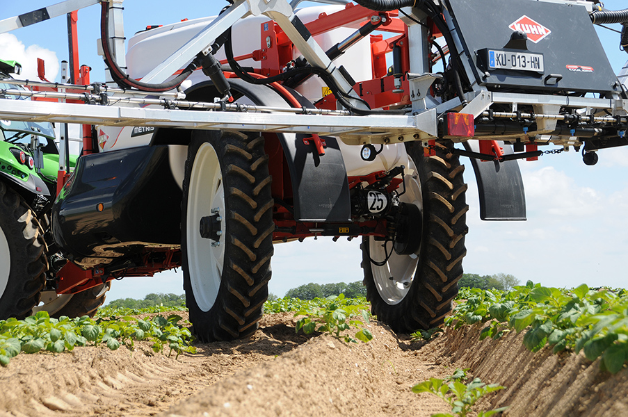 New Kuhn sprayer Steering Axle System