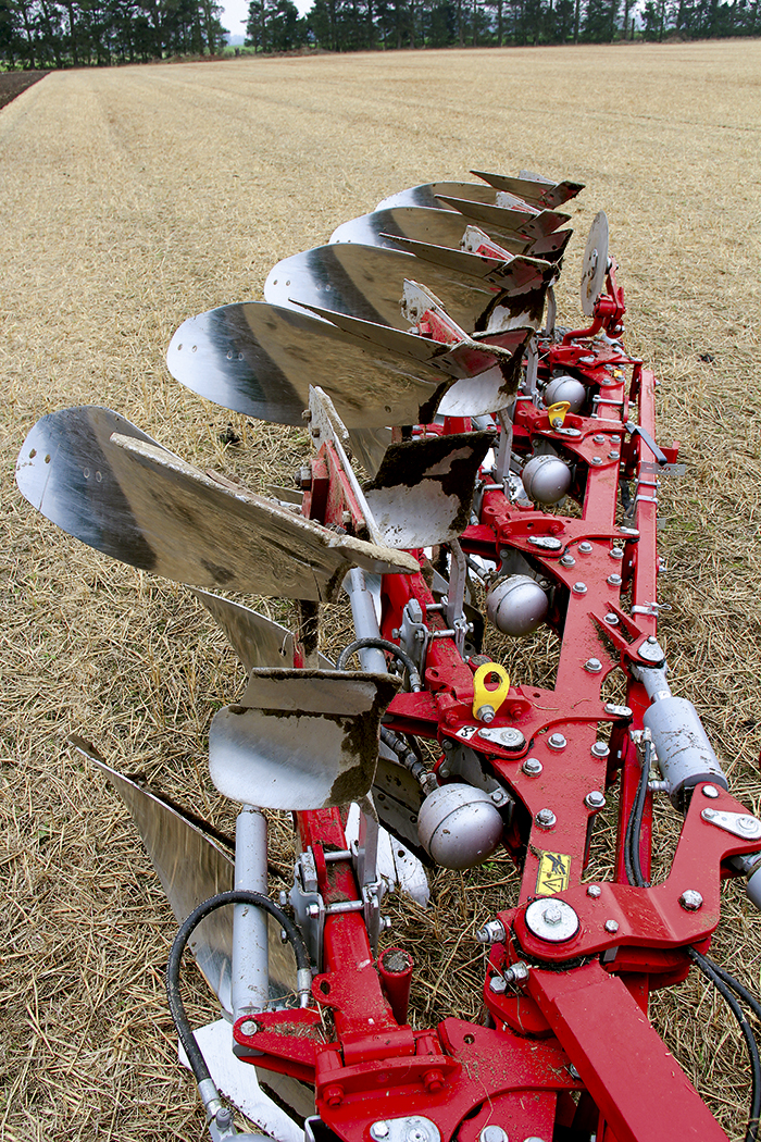 Agrolux HRWT 5875 plough review