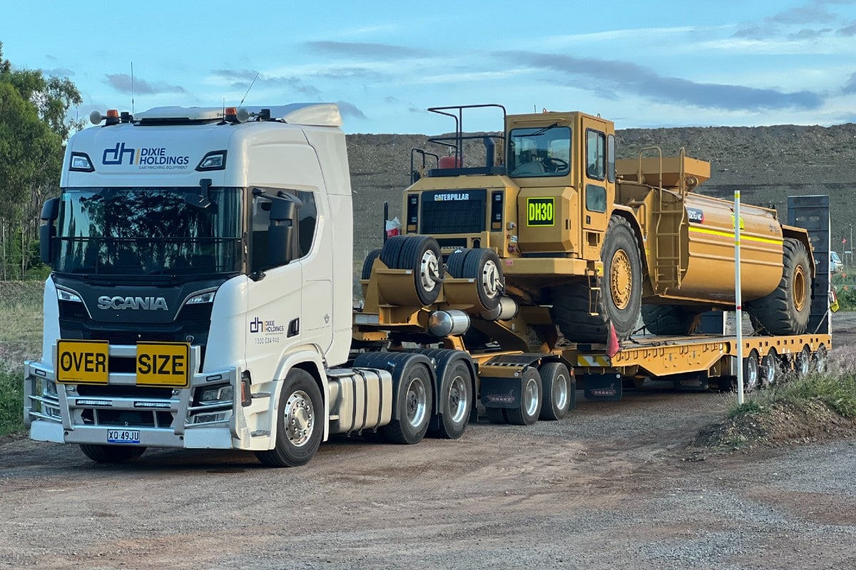 Dixie Holdings growing heavy haulage division - Trade Farm Machinery
