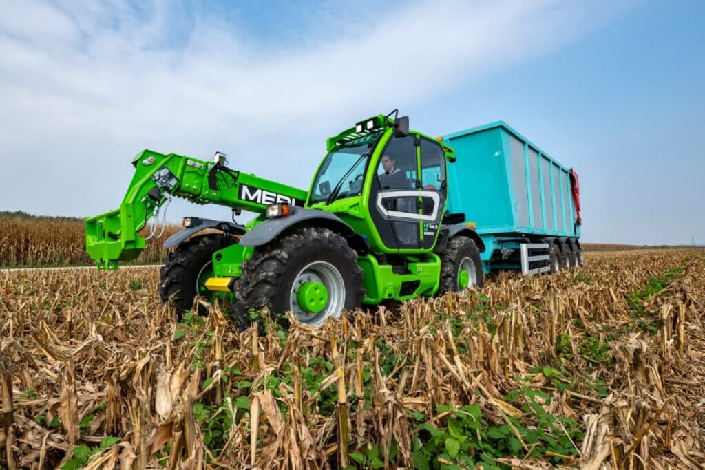 Merlo's Multifarmer combines tractor and telehandler benefits - Trade ...