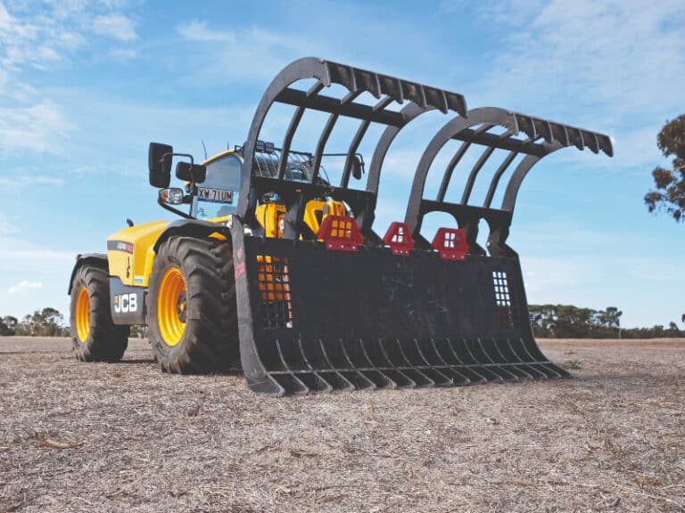 Rata Power Claw providing many uses for Victorian farmer - Trade Farm ...