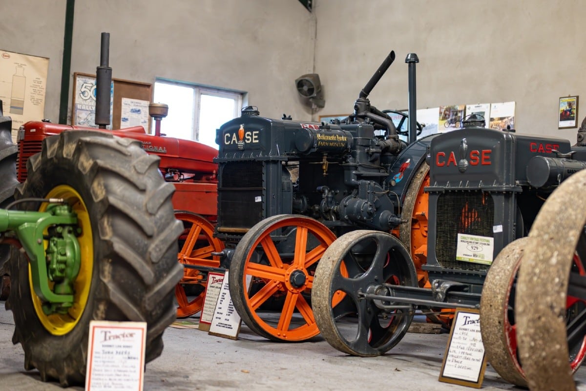 Chamberlain 40K among vintage tractors to be auctioned - Trade Farm ...