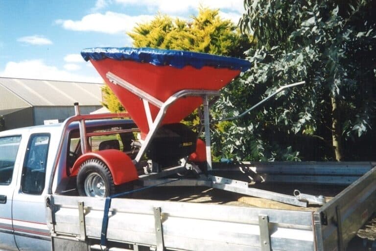Farmer's Walco still spreading after 25 years - Trade Farm Machinery