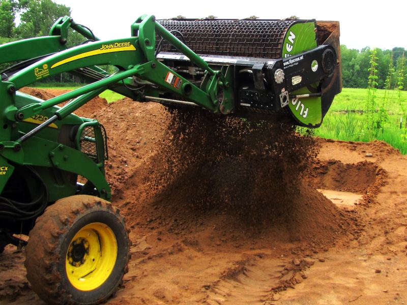 Screen and separate materials with a FlipScreen - Trade Farm Machinery