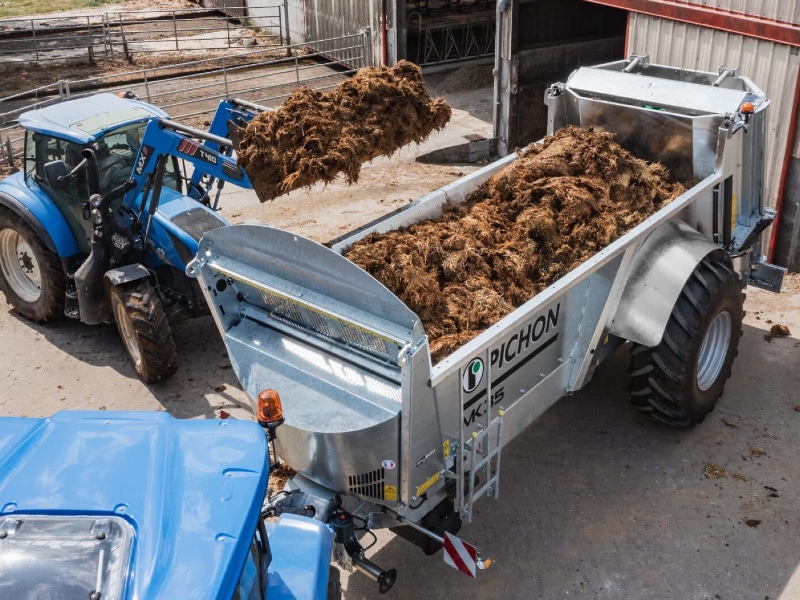 Muck Runner machinery helping produce natural fertiliser - Trade Farm ...